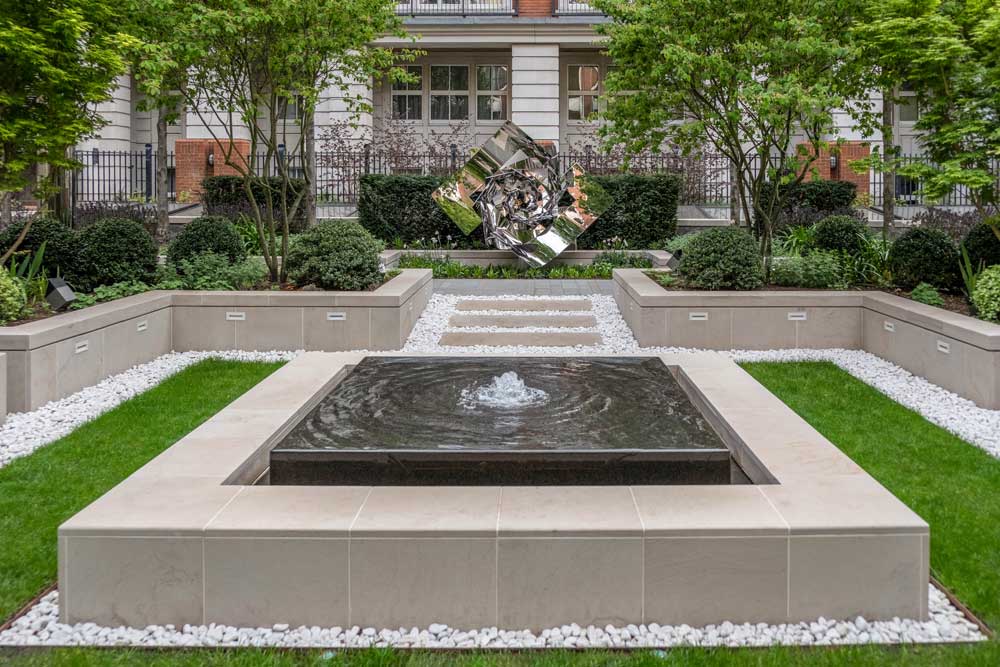 Maylim | Projects - Lancer Square