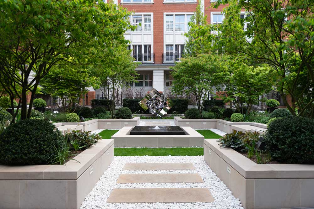 Maylim | Projects - Lancer Square